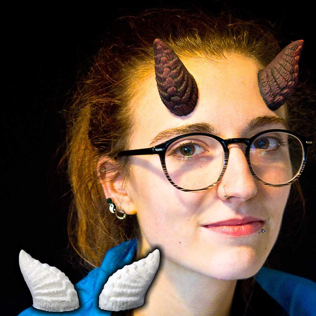 Devil Horns | MostlyDead.com